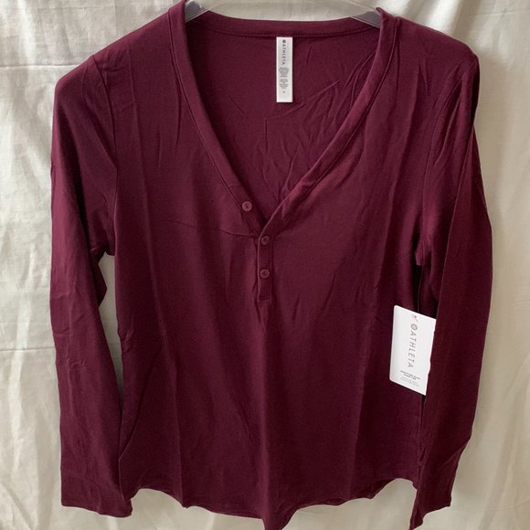 Athleta | Intimates & Sleepwear | Athleta Nighttime Bliss Sleep Top In ...
